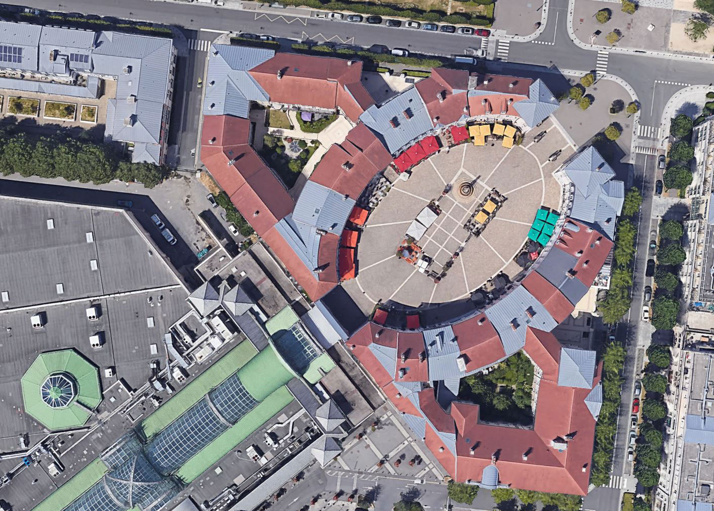 Serris – Place de Toscane | Paris Classical Architecture