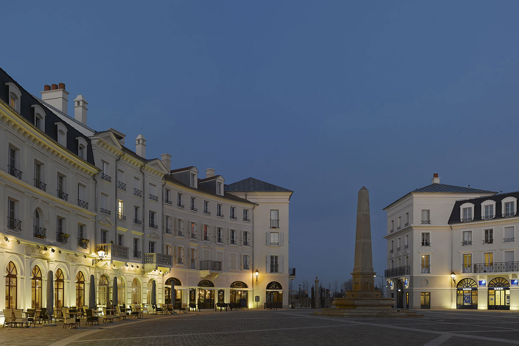 Serris – Place de Toscane | Paris Classical Architecture