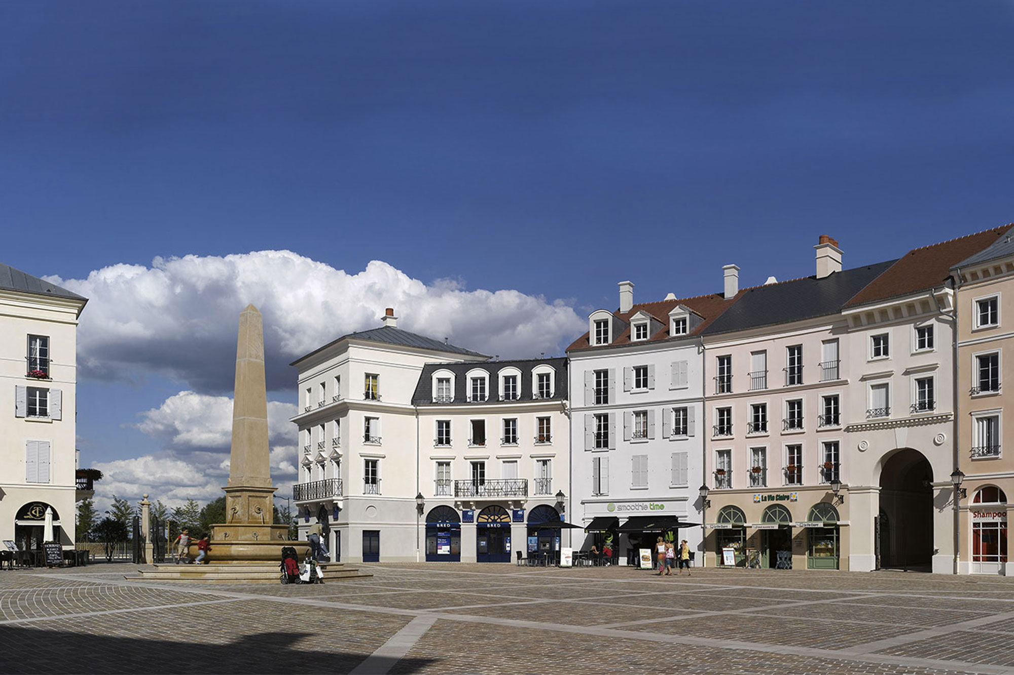 Serris – Tuscany Square | Paris Classical Architecture